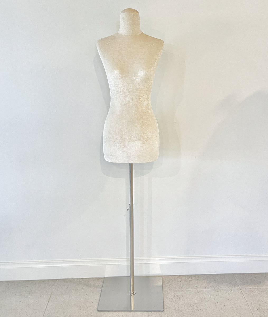 White Wedding Bride Mannequin – Top Party Supplies, Hoppers Crossing ...